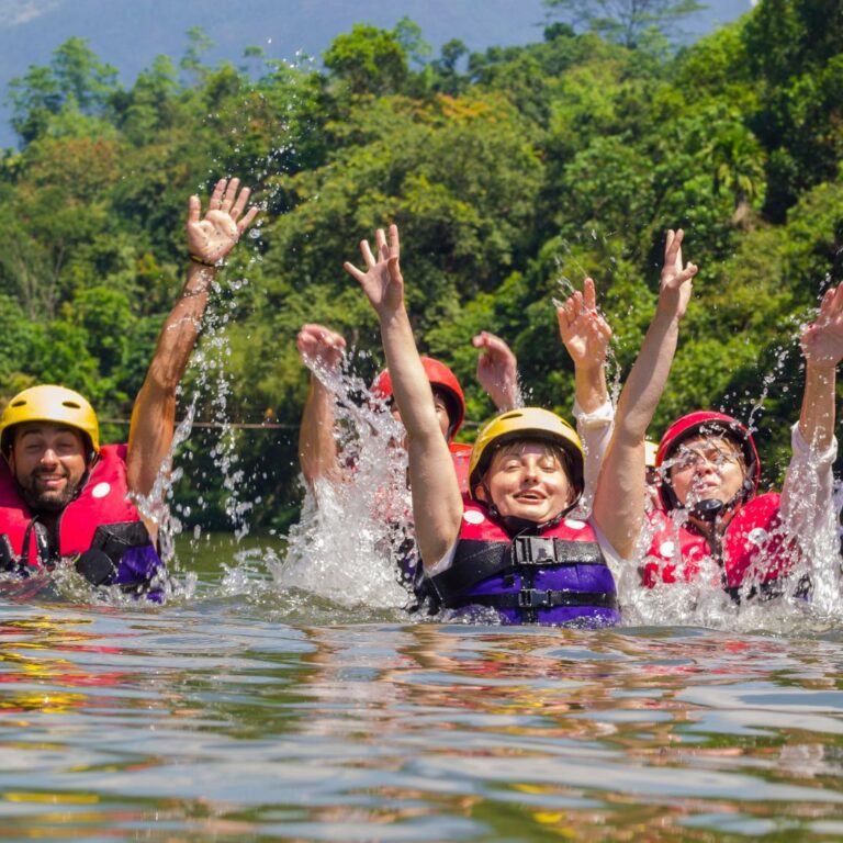 Raft Building: The Ultimate Team Building Activity - Safdar Adventures