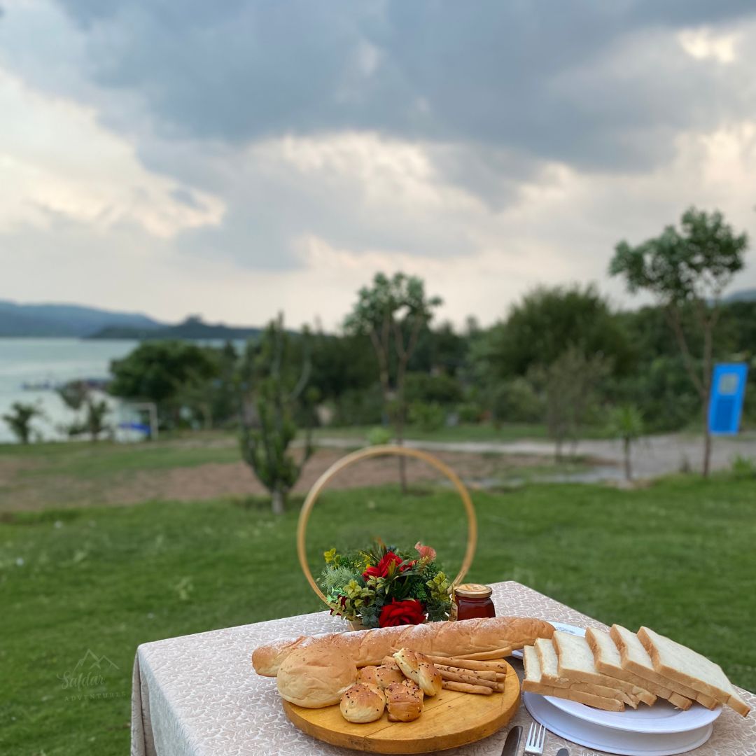 Morning Glory: The Joy of Outdoor Breakfasts at Stunning Resort ...
