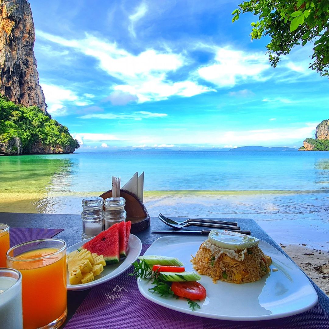 Morning Glory: The Joy of Outdoor Breakfasts at Stunning Resort ...