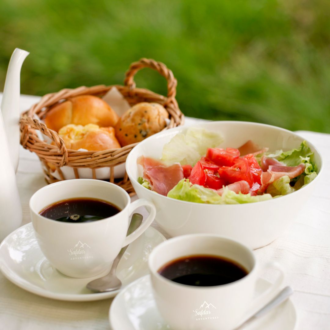 Morning Glory: The Joy of Outdoor Breakfasts at Stunning Resort ...